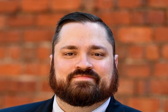 Knowing a little bit about a lot, collecting information and the ...