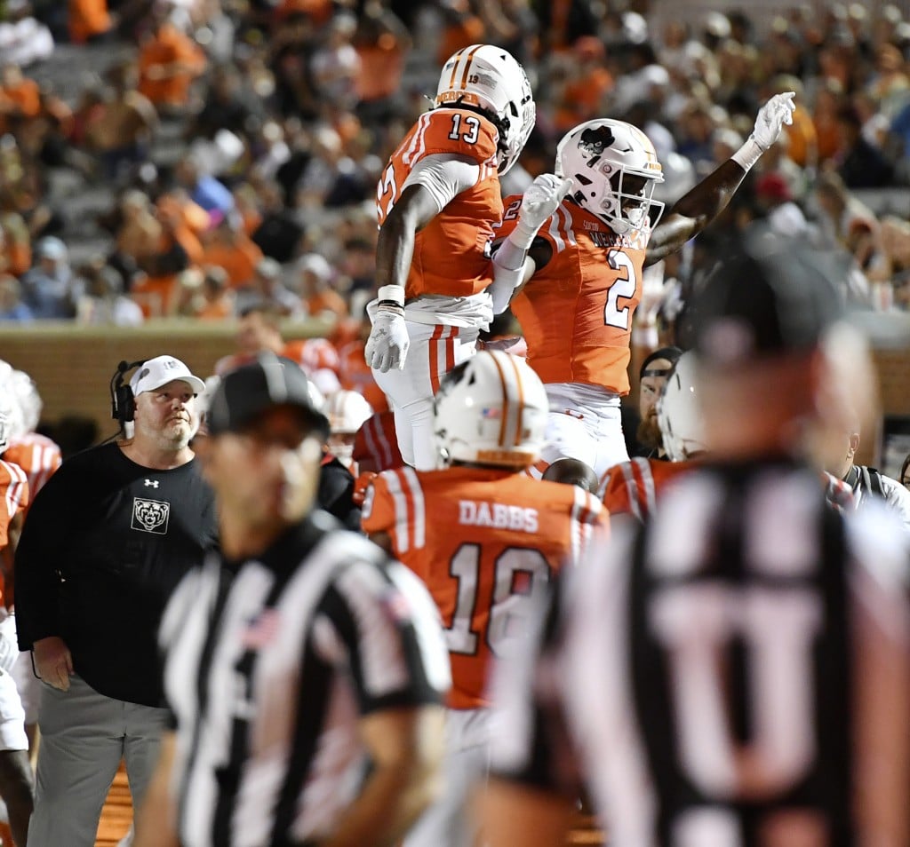 New Mercer quarterback D.J. Smith shines in 63-10 victory over ...