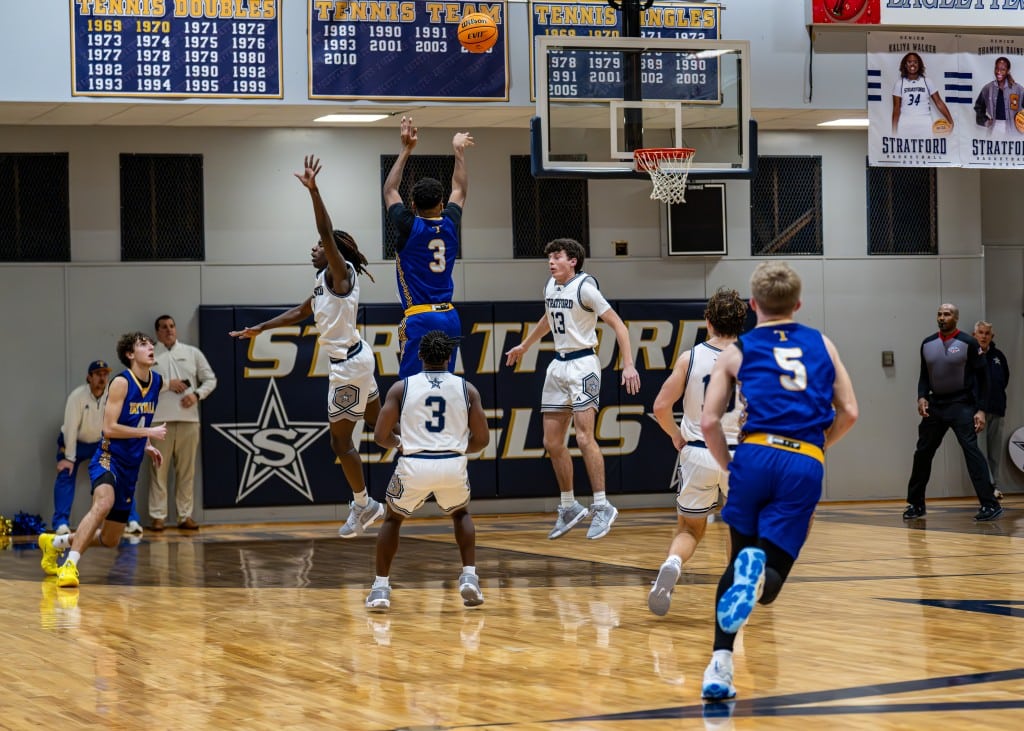 Tattnall's Antone Johnson shocks Stratford with buzzer-beating heave to ...