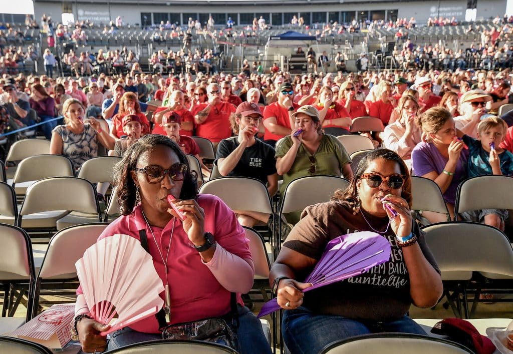 Macon can't hit the high note, fails third kazoo record attempt – The ...